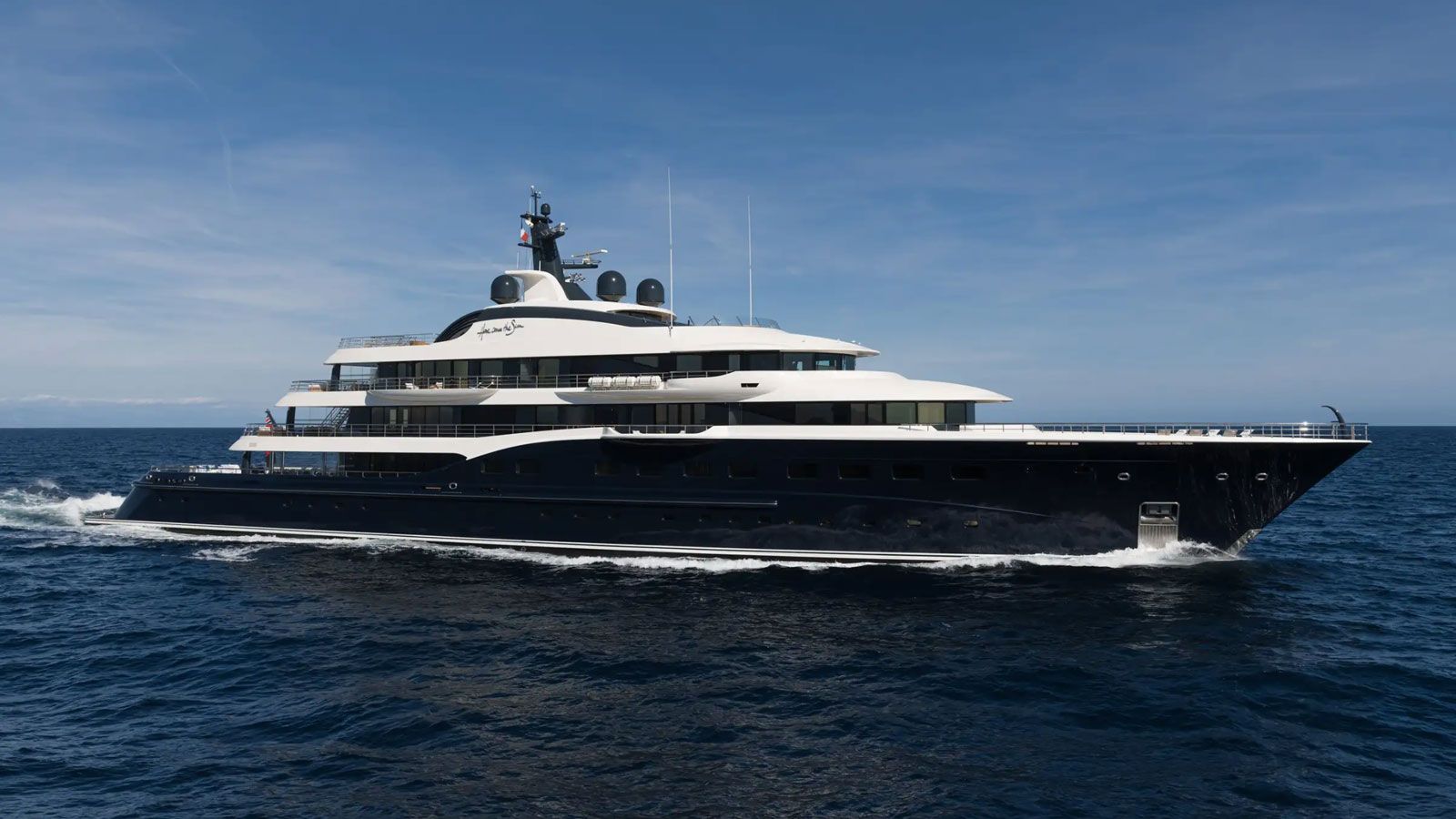 89m Amels superyacht Here Comes the Sun sold